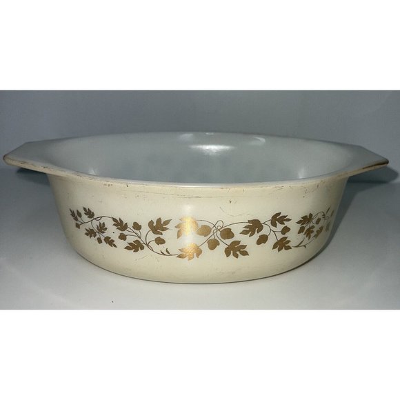 Pyrex | Kitchen | Vintage Pyrex Golden Acorn Milk Glass Oval Casserole ...